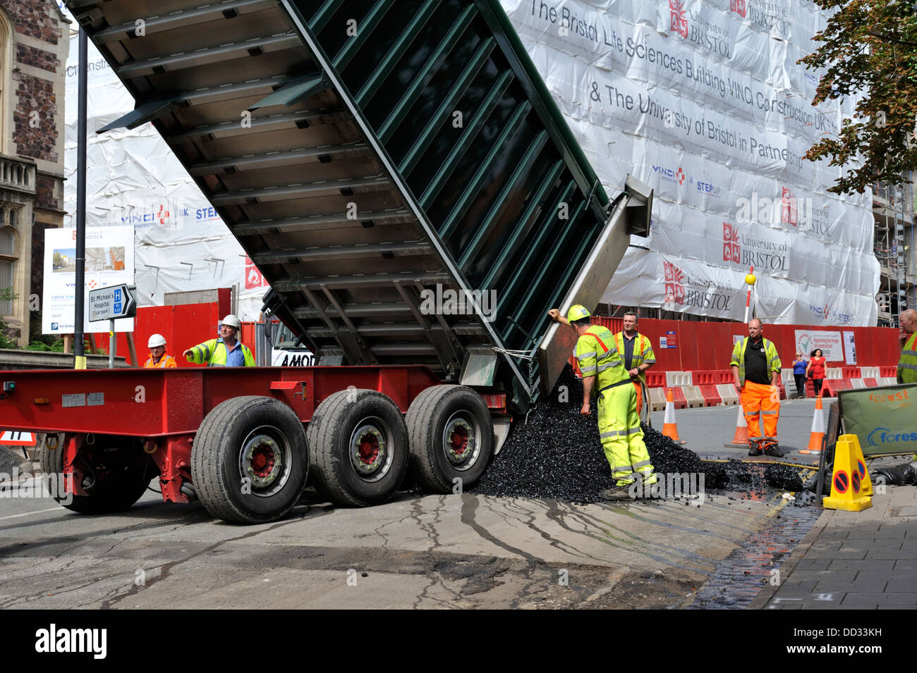 Dumper truck tipper hi-res stock photography and images - Alamy