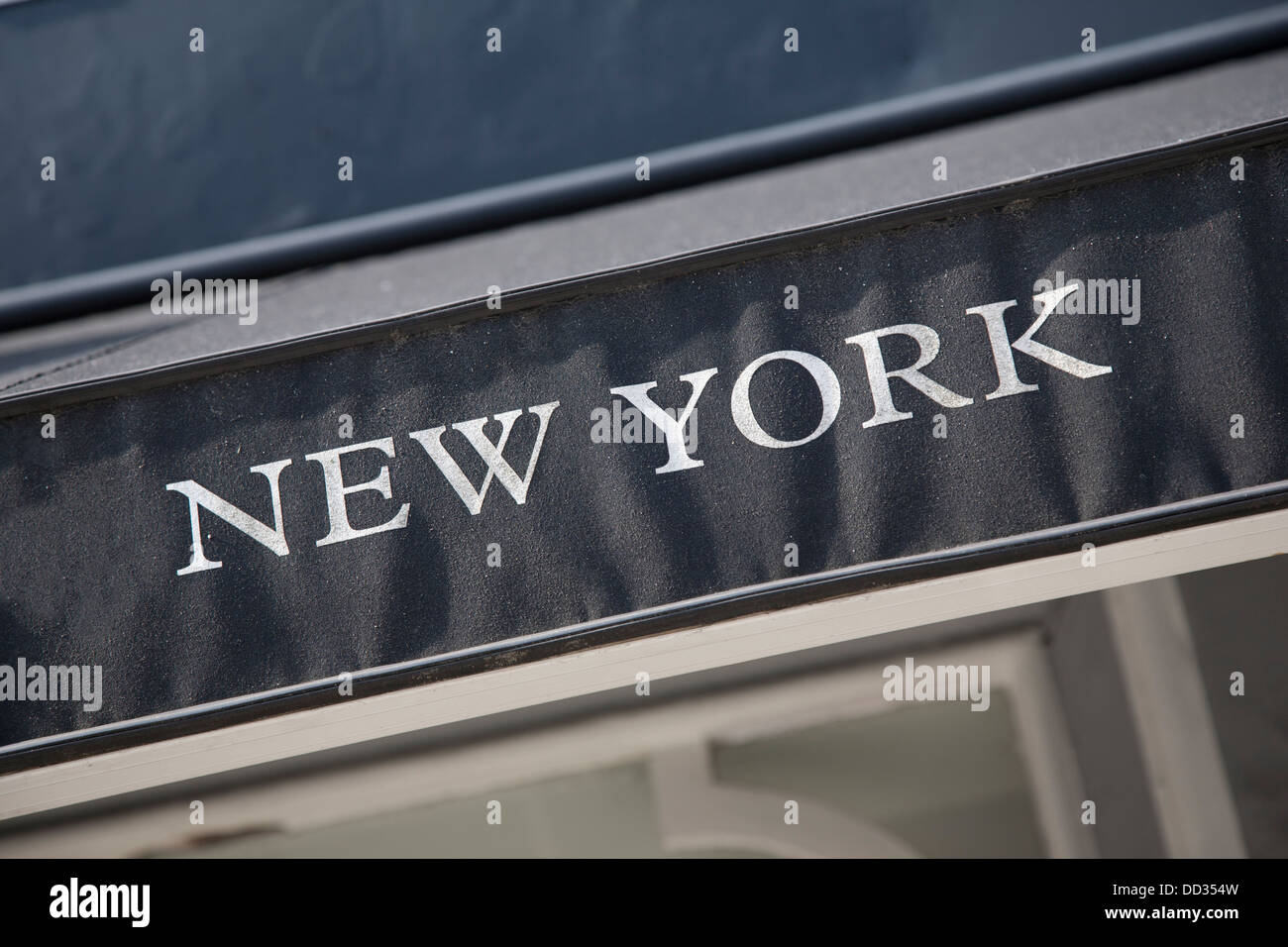 New York City Sign in White on Black Stock Photo - Alamy