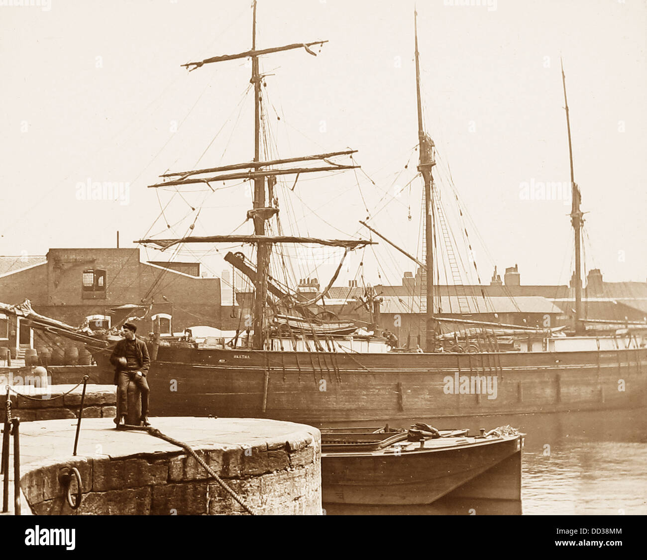 London Docks Victorian period Stock Photo - Alamy