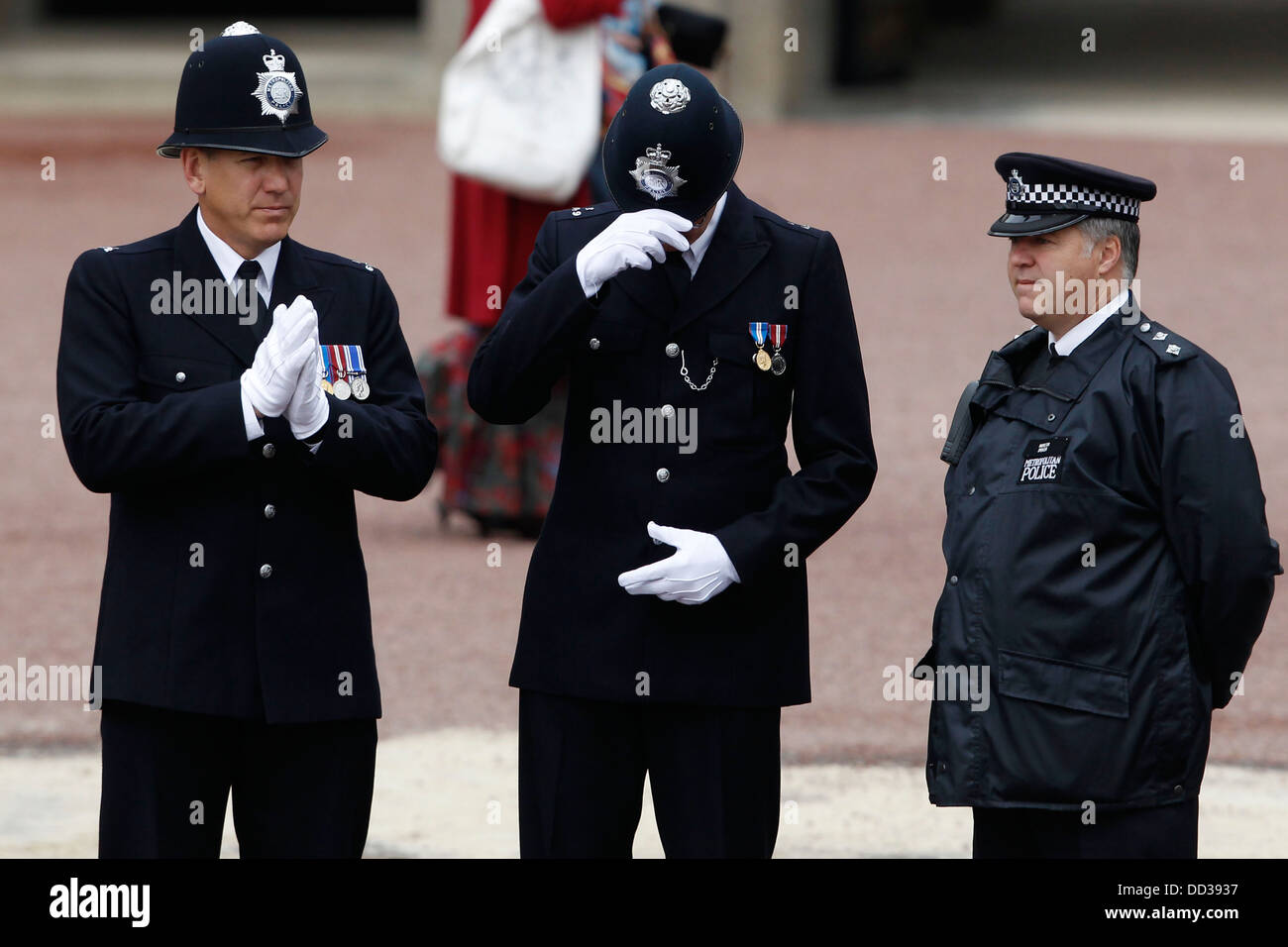 British policeman hi-res stock photography and images - Alamy