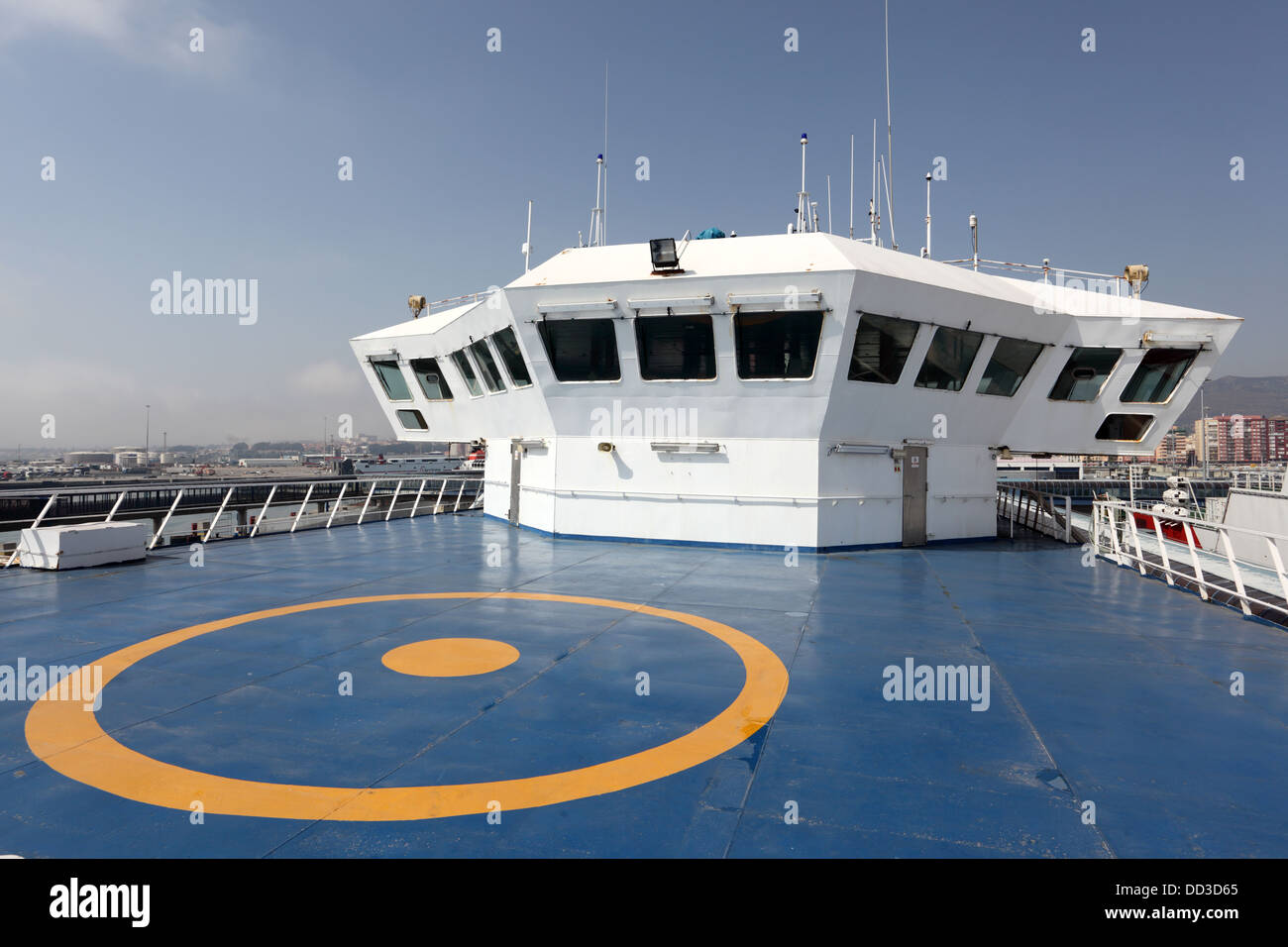 Helideck hi-res stock photography and images - Alamy