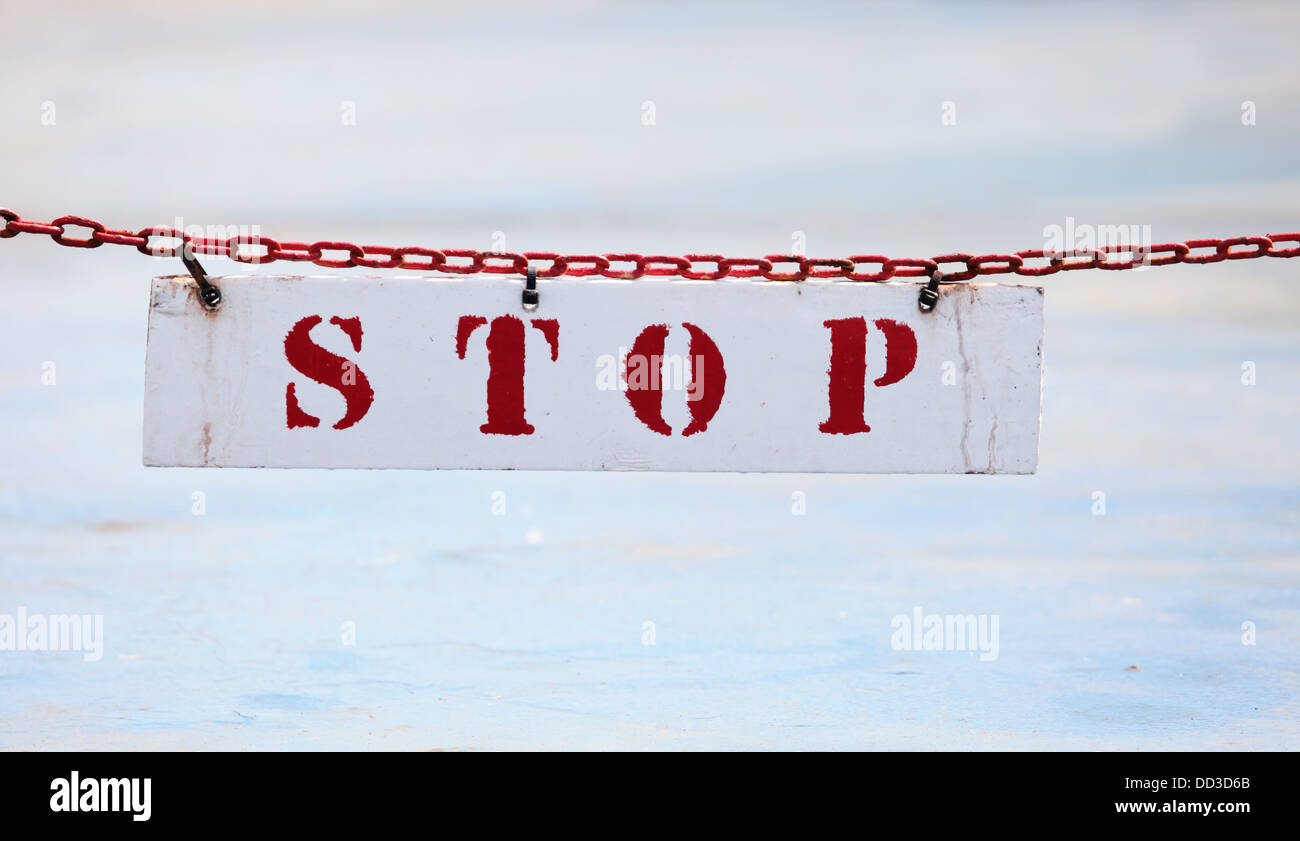 Red sign hanging chain hi-res stock photography and images - Alamy