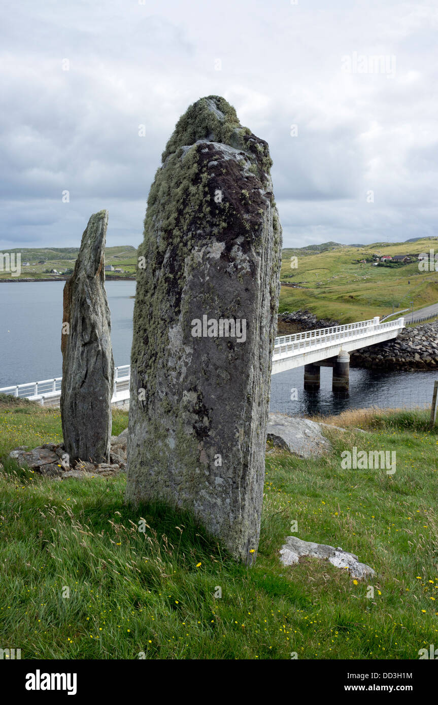 Callanish V111 - a megalithic group of standing stones overlooking the ...
