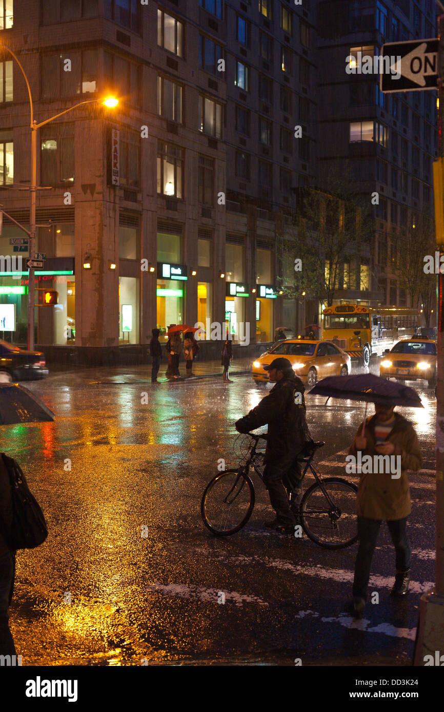 Manhattan on a rainy night in Spring Stock Photo - Alamy