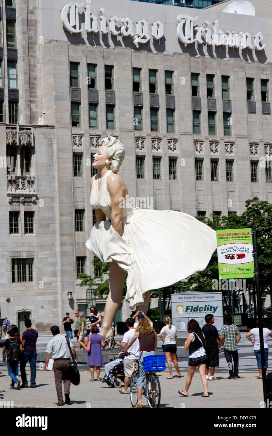 Marilyn monroe statue hi-res stock photography and images - Alamy