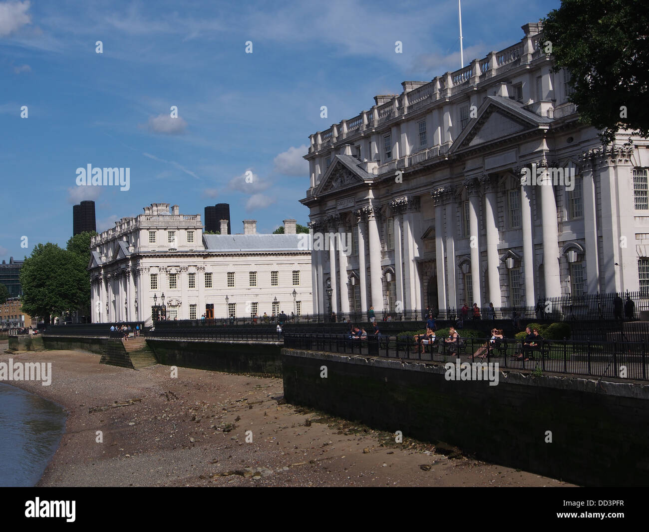 Royal college building hi-res stock photography and images - Alamy