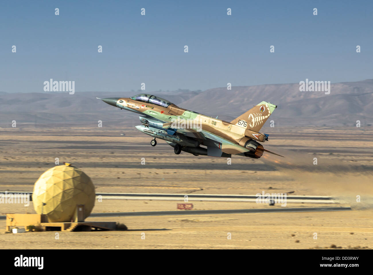 F 16d barak israeli air force hi-res stock photography and images - Alamy