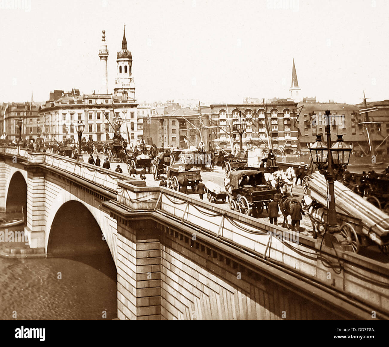 London Bridge Victorian period Stock Photo - Alamy