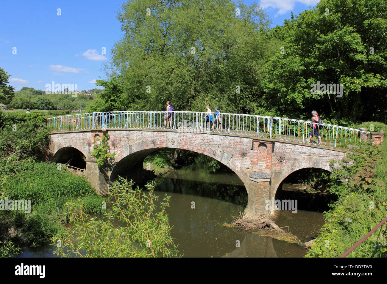 Leatherhead Bridge River Mole Surrey High Resolution Stock Photography ...