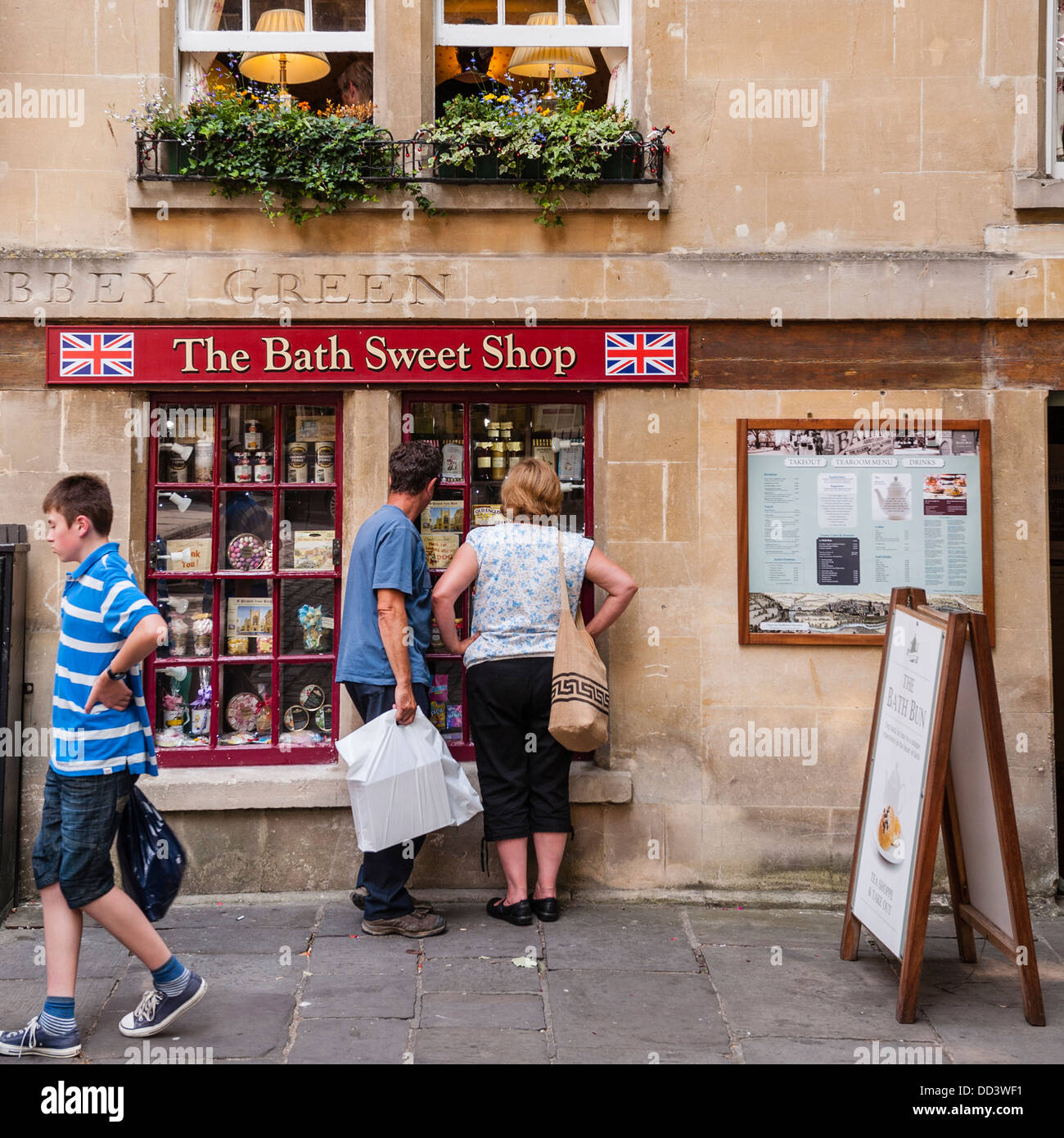 Sweet shop candy store hi-res stock photography and images - Alamy