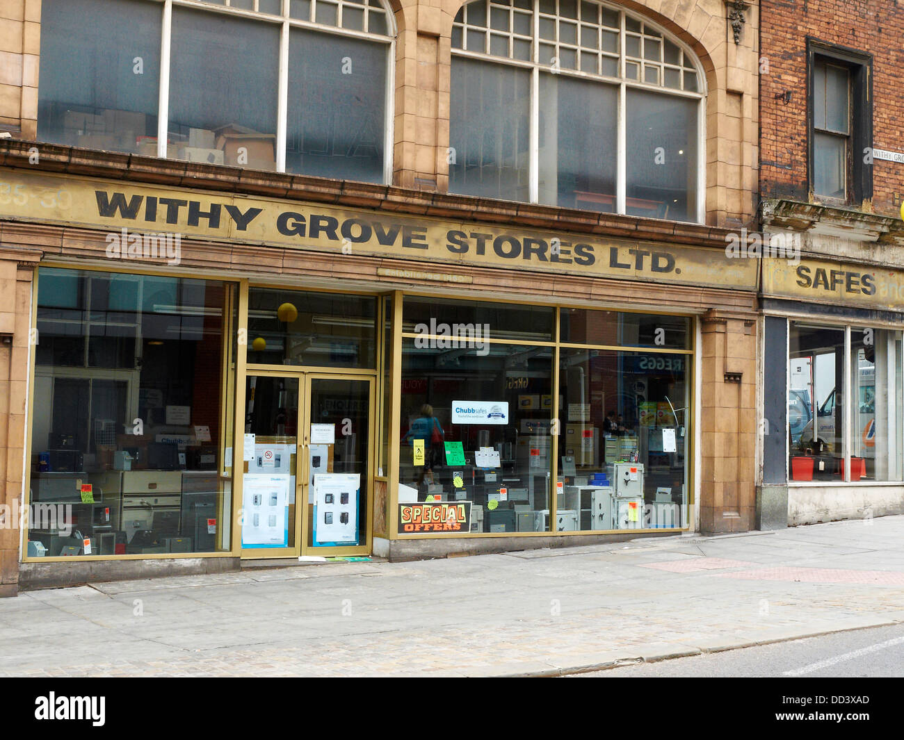Manchester stores hi-res stock photography and images - Alamy