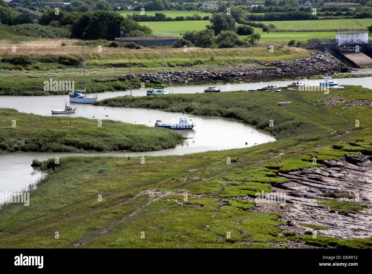 Estuary of the Land Yeo and Blind Yeo rivers where they meet the sea ...