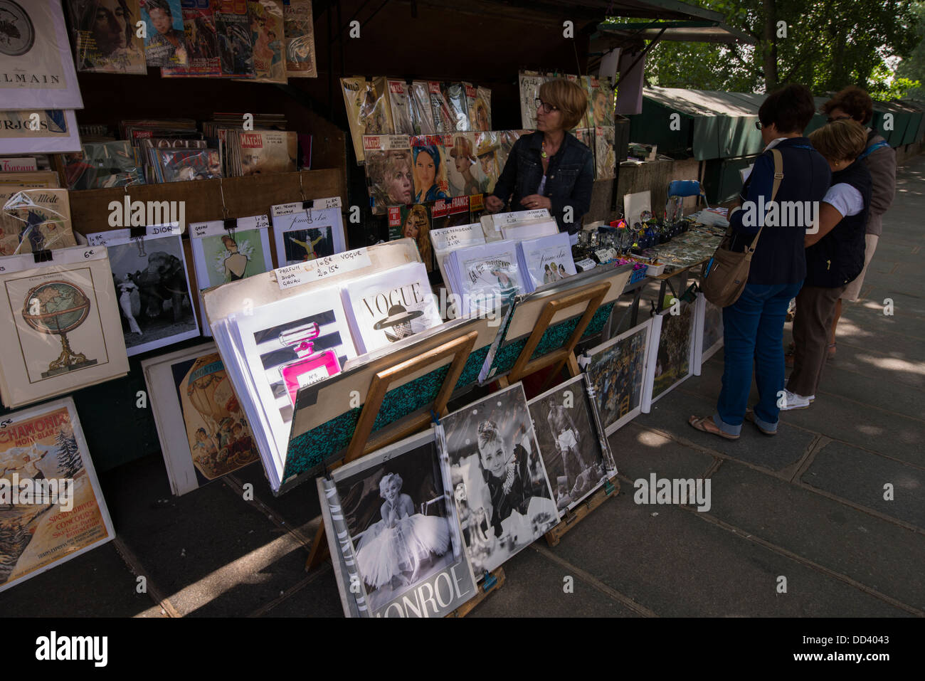 Traditional pavement stall on the Rive Gauche of Paris selling posters ...