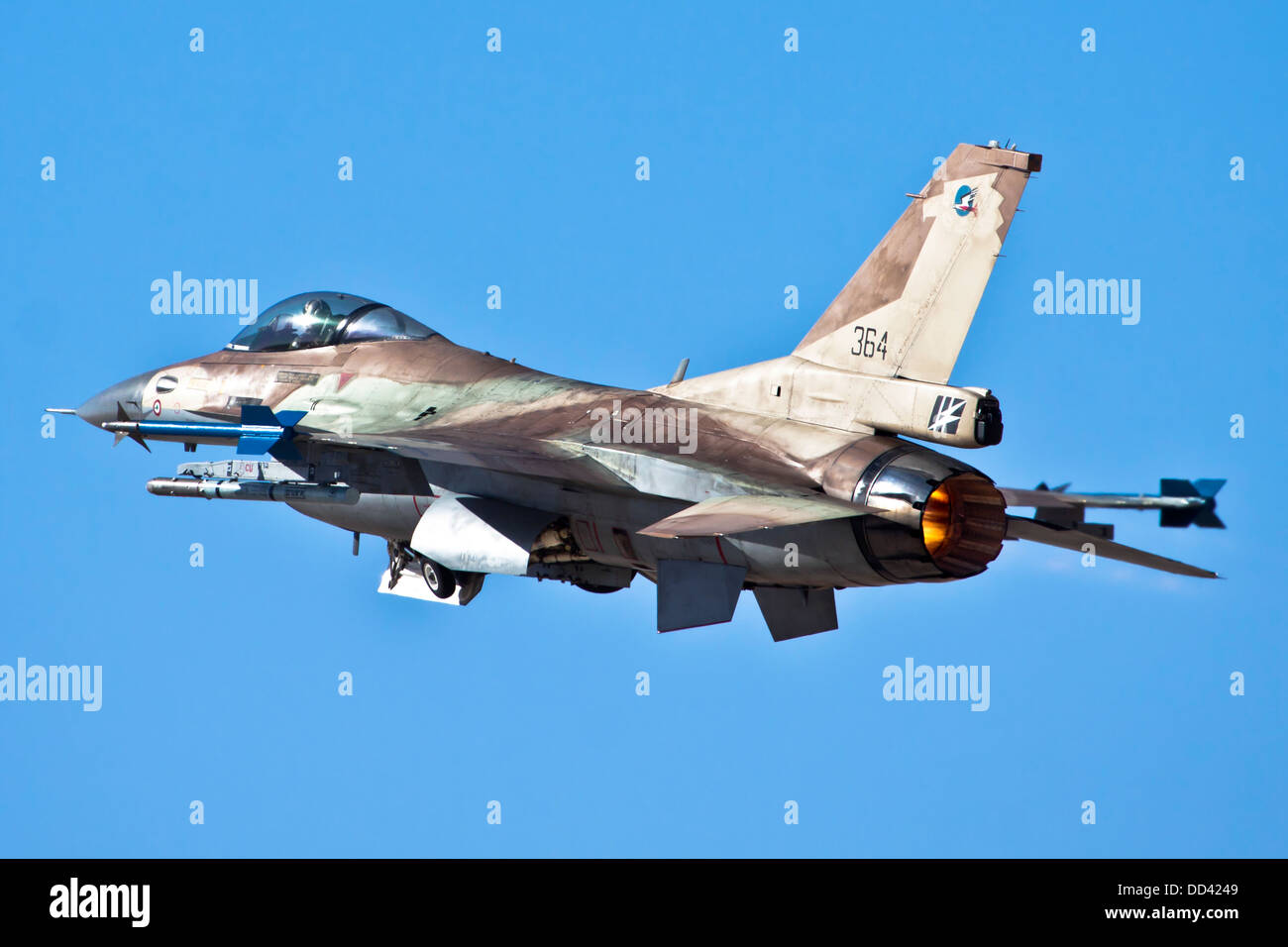Israel f 16 jet hi-res stock photography and images - Alamy