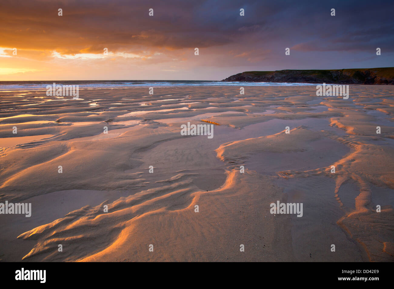 Cornwall beach sunset hi-res stock photography and images - Alamy