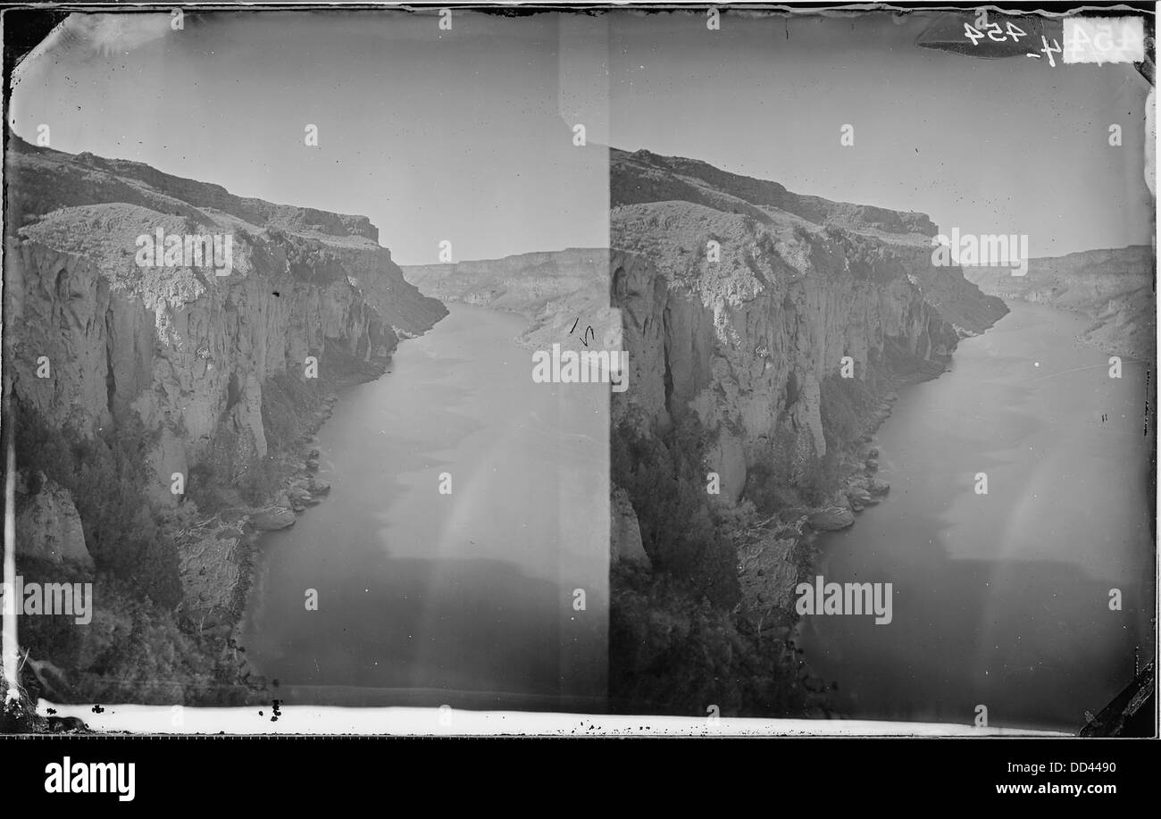 Snake River Canyon in Idaho is a dramatic natural landscape, known for ...