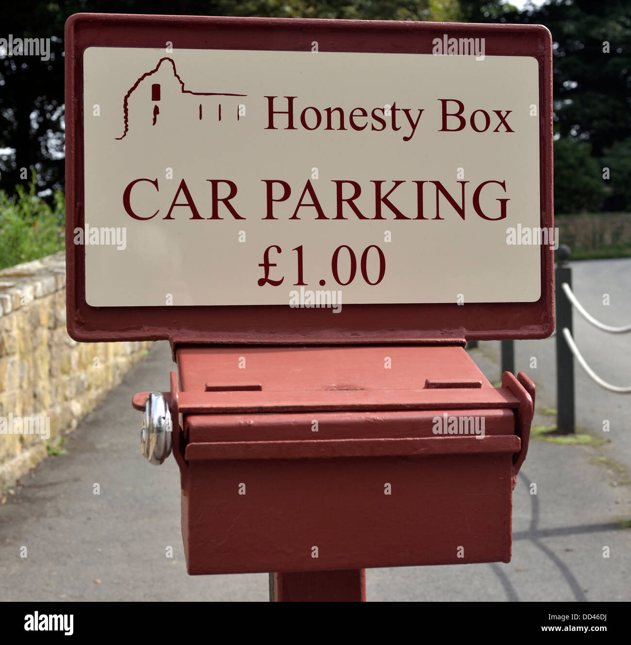 Honesty box hi-res stock photography and images - Alamy