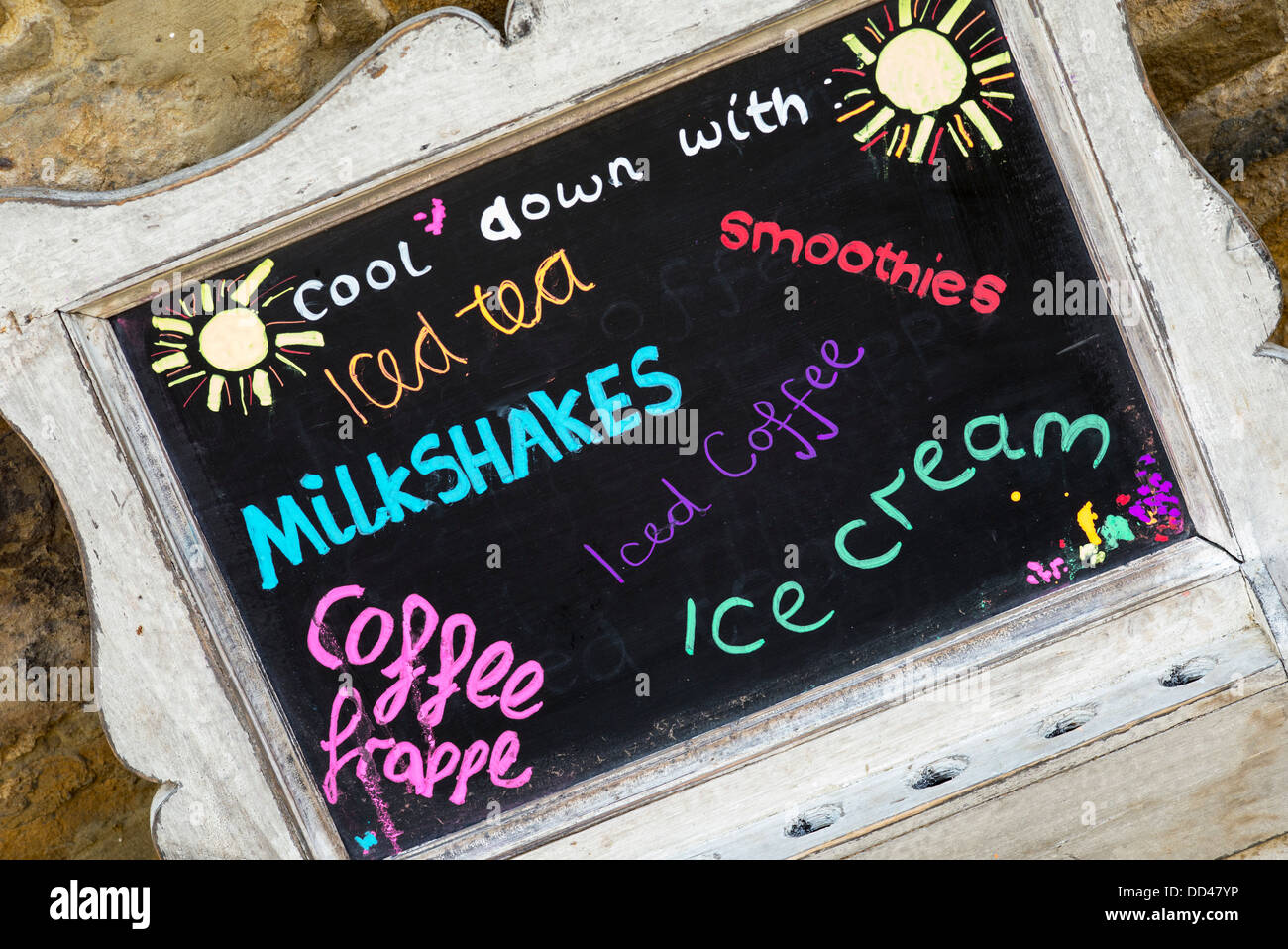 Summer drinks shop sign. Stow on the Wold, Gloucestershire, Cotswolds ...