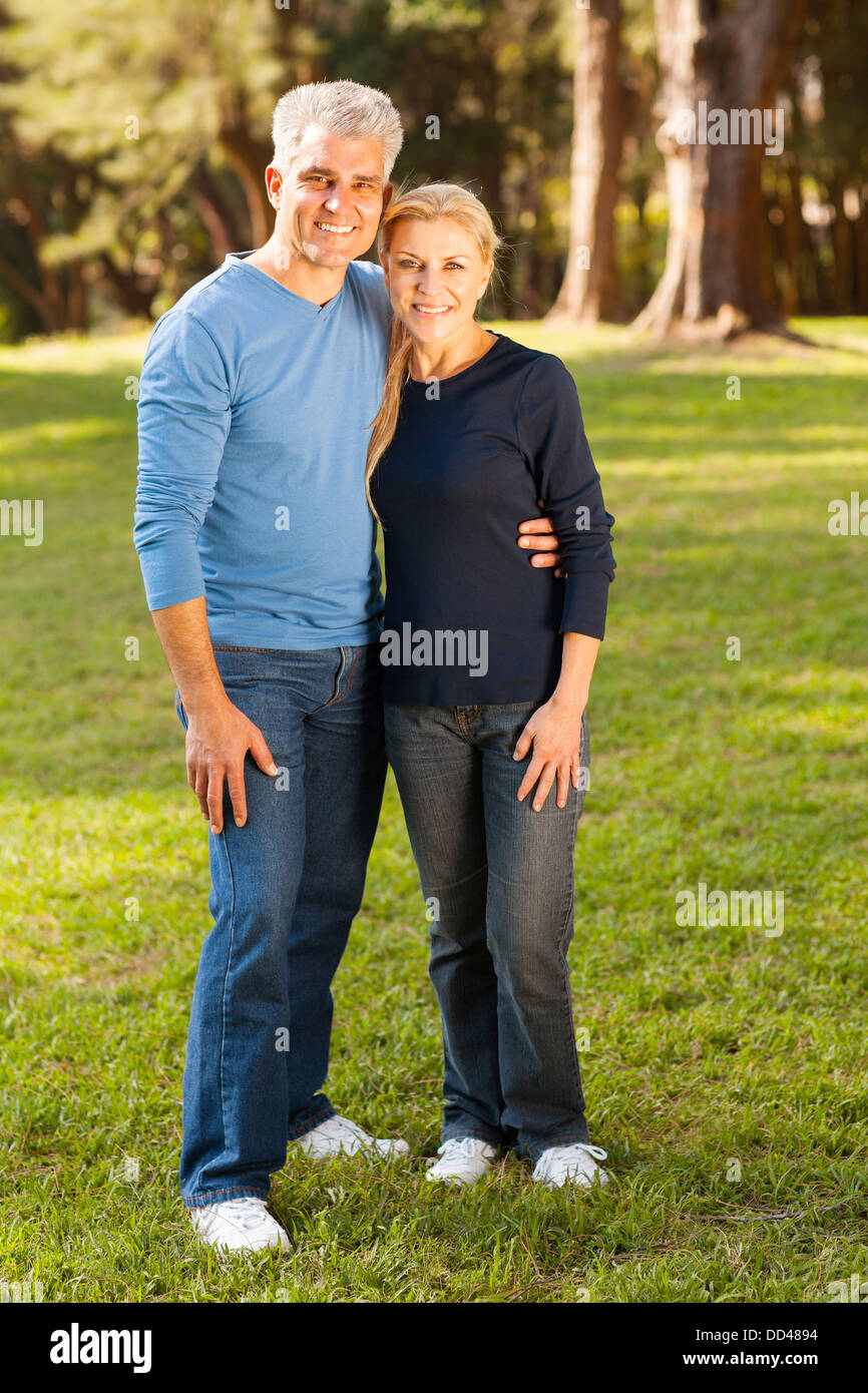 Beautiful middle hi-res stock photography and images - Alamy