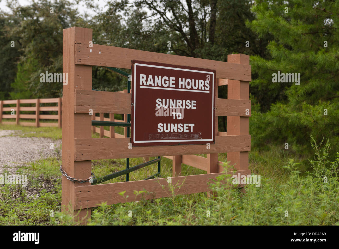 Shooting range usa hi-res stock photography and images - Alamy