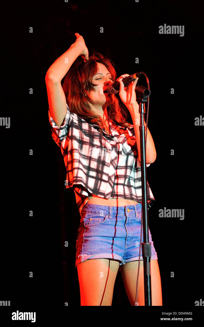 Dragonette hi-res stock photography and images - Alamy