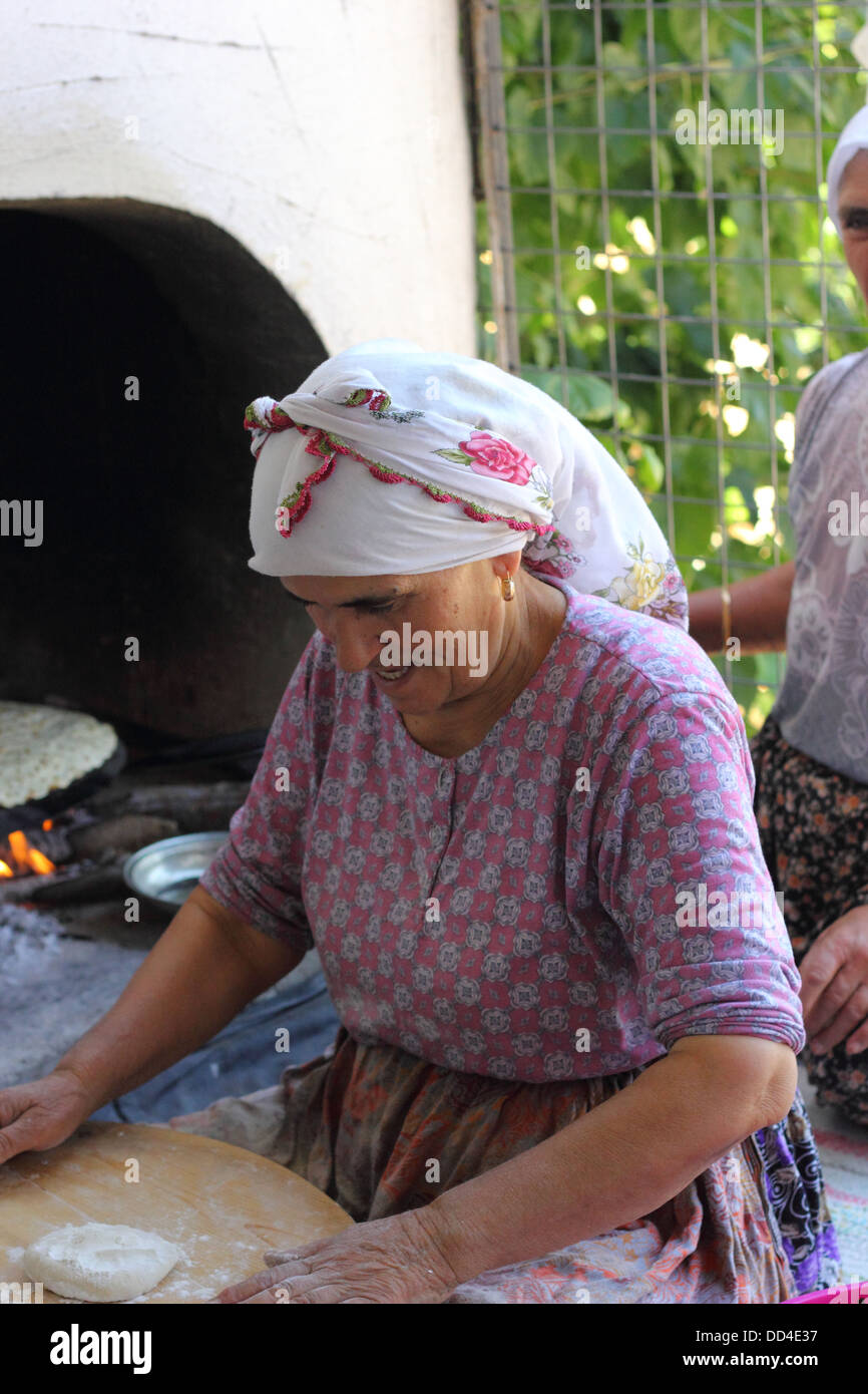 making traditional turkish bread Stock Photo - Alamy