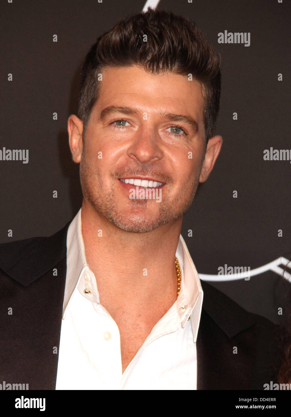 New York, New York, USA. 25th Aug, 2013. Singer ROBIN THICKE attends ...