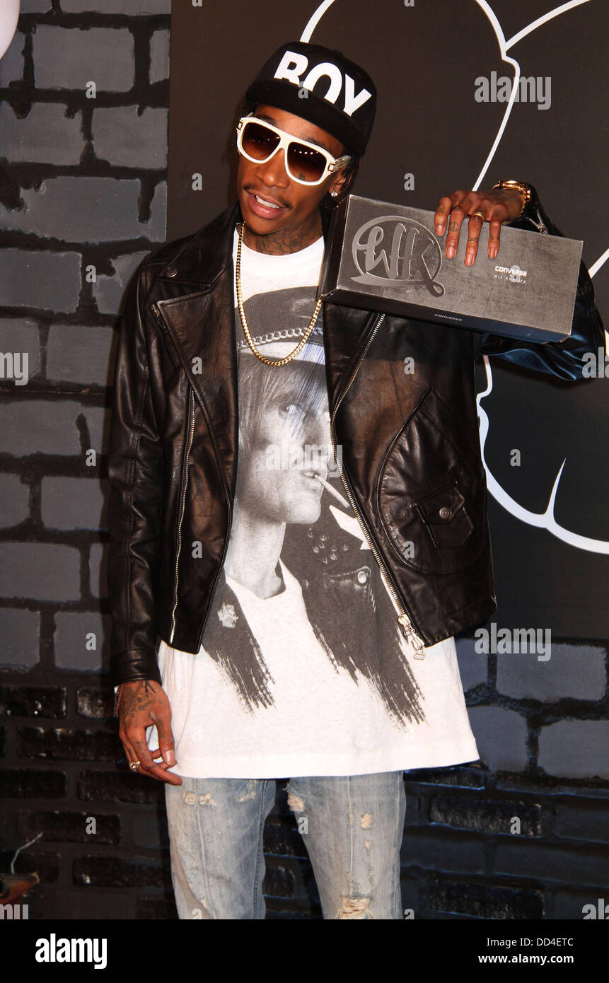 New York, New York, USA. 25th Aug, 2013. Rapper WIZ KHALIFA attends the ...