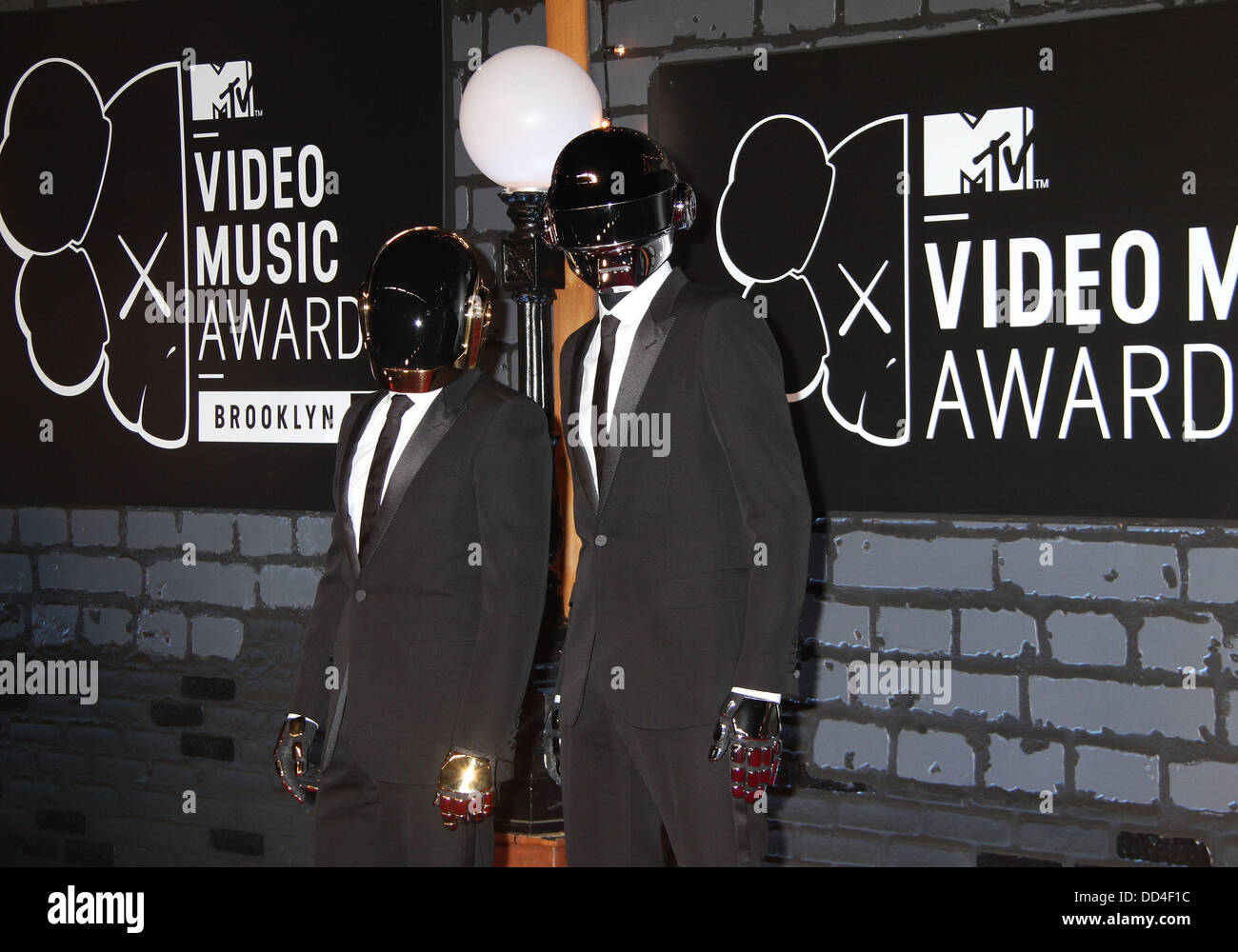 Punk singers hi-res stock photography and images - Alamy