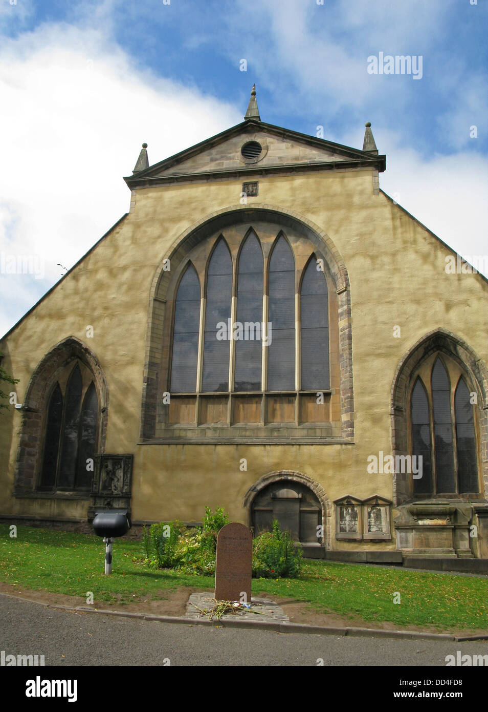 Scottish Kirkyard High Resolution Stock Photography and Images - Alamy