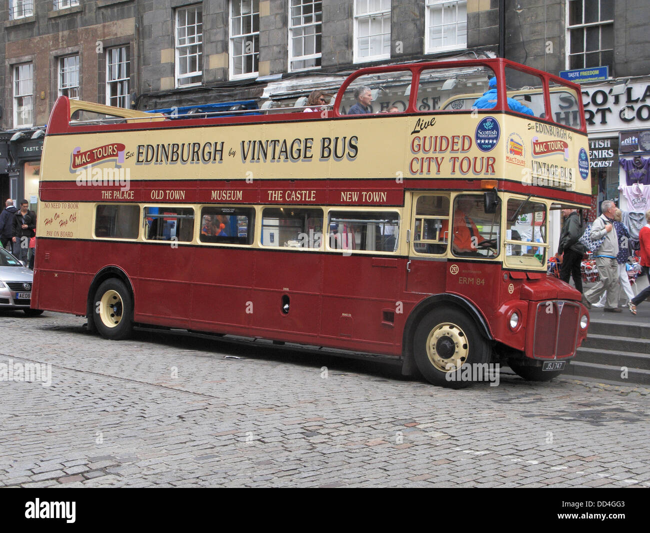 Routemaster Vintage Double Decker Edinburgh Tour Bus, Lawnmarket, The ...