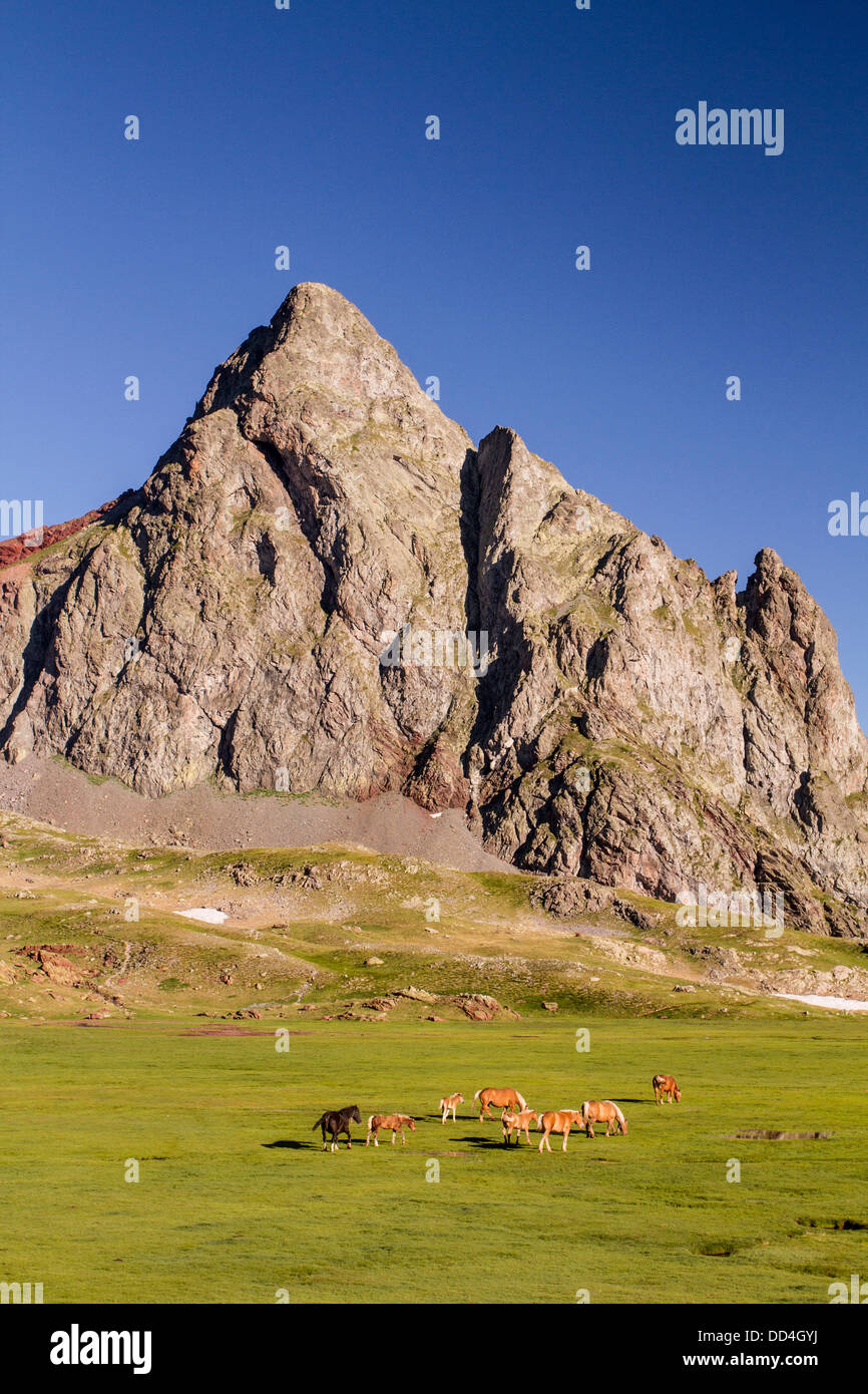 Anayet peak hi-res stock photography and images - Alamy
