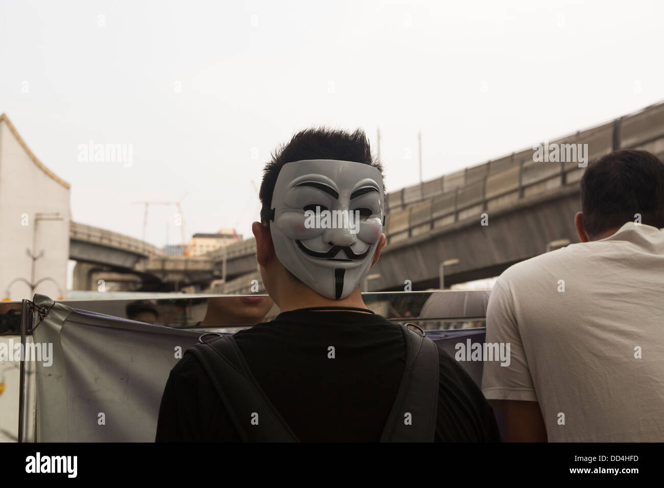 Guy fawkes mask hi-res stock photography and images - Alamy