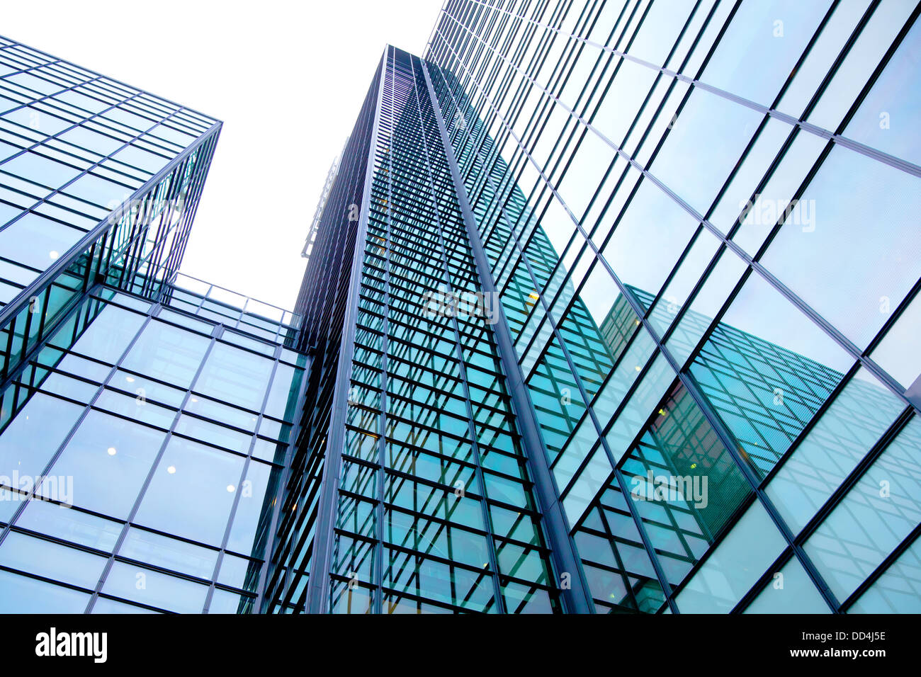 Building made of glass hi-res stock photography and images - Alamy