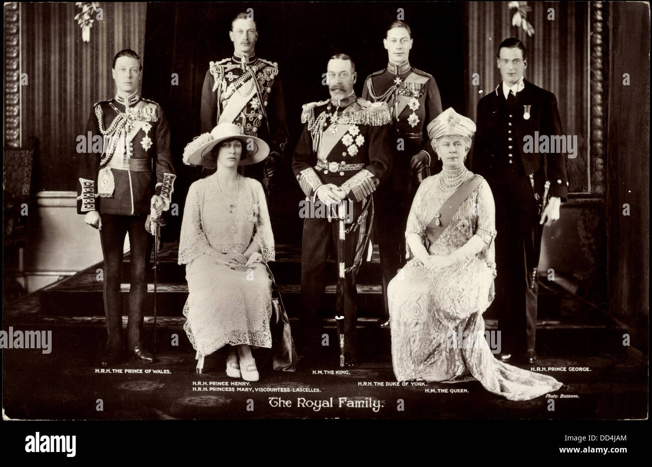 Ak The Royal Family, King George V, Queen Mary, Duke of York Stock ...