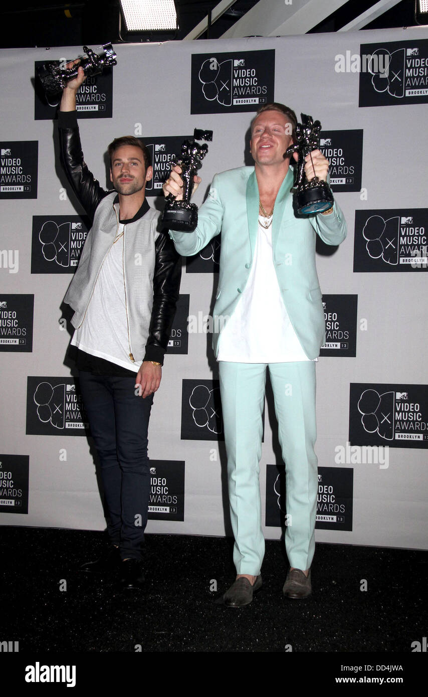 New York, New York, USA. 25th Aug, 2013. Rapper MACKLEMORE and RYAN ...