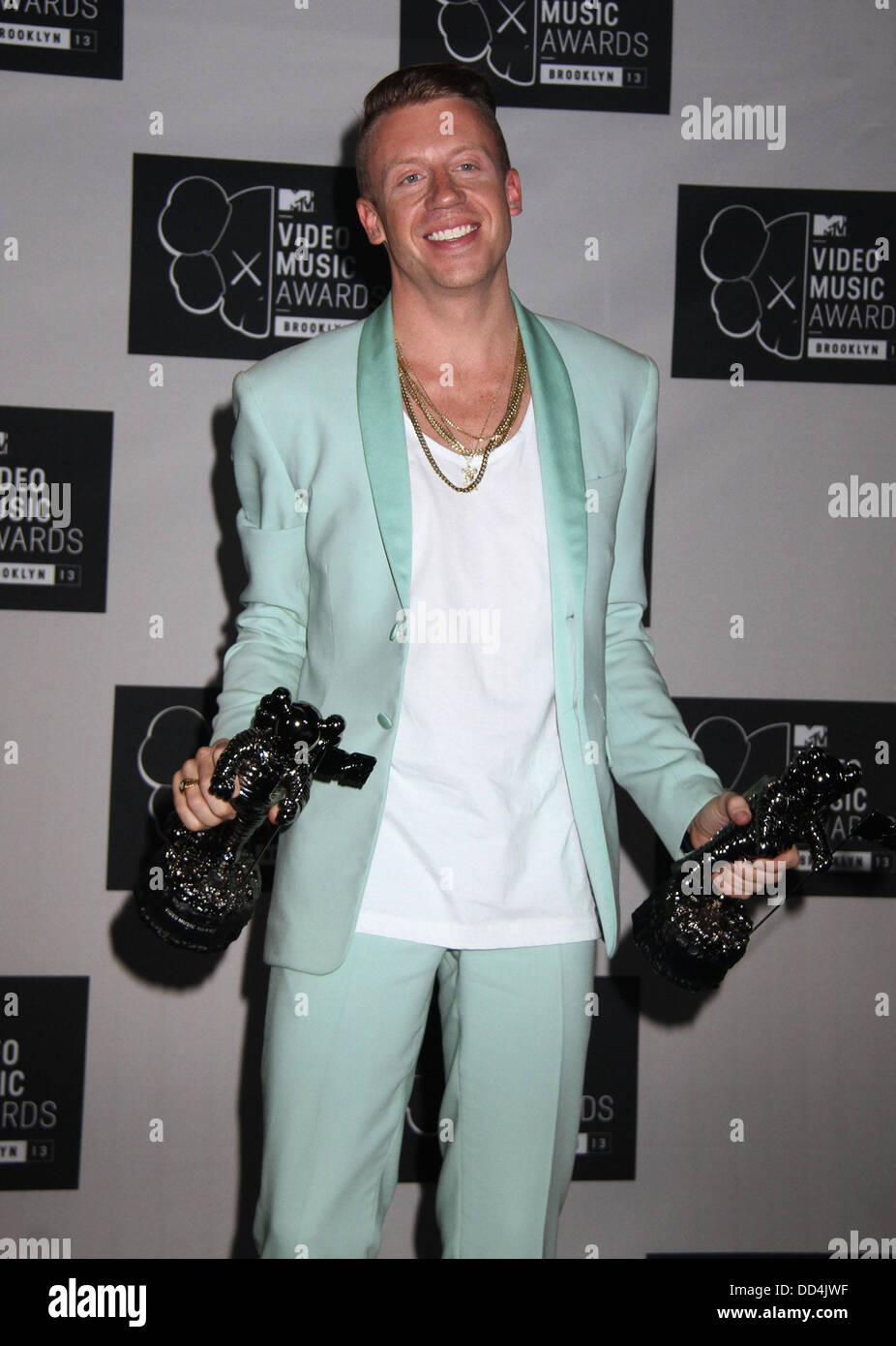 New York, New York, USA. 25th Aug, 2013. Rapper MACKLEMORE poses for ...