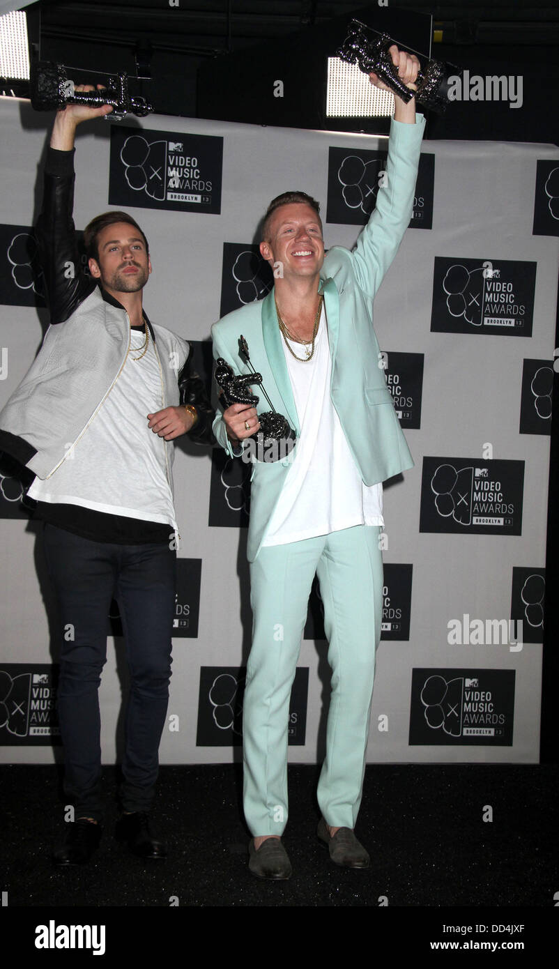New York, New York, USA. 25th Aug, 2013. Rapper MACKLEMORE and RYAN ...