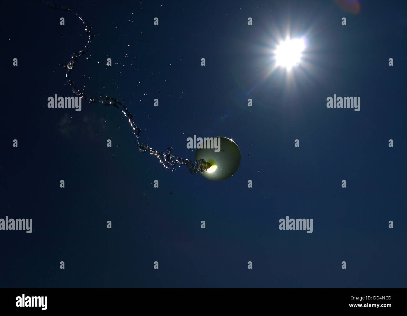 Water balloon hi-res stock photography and images - Alamy