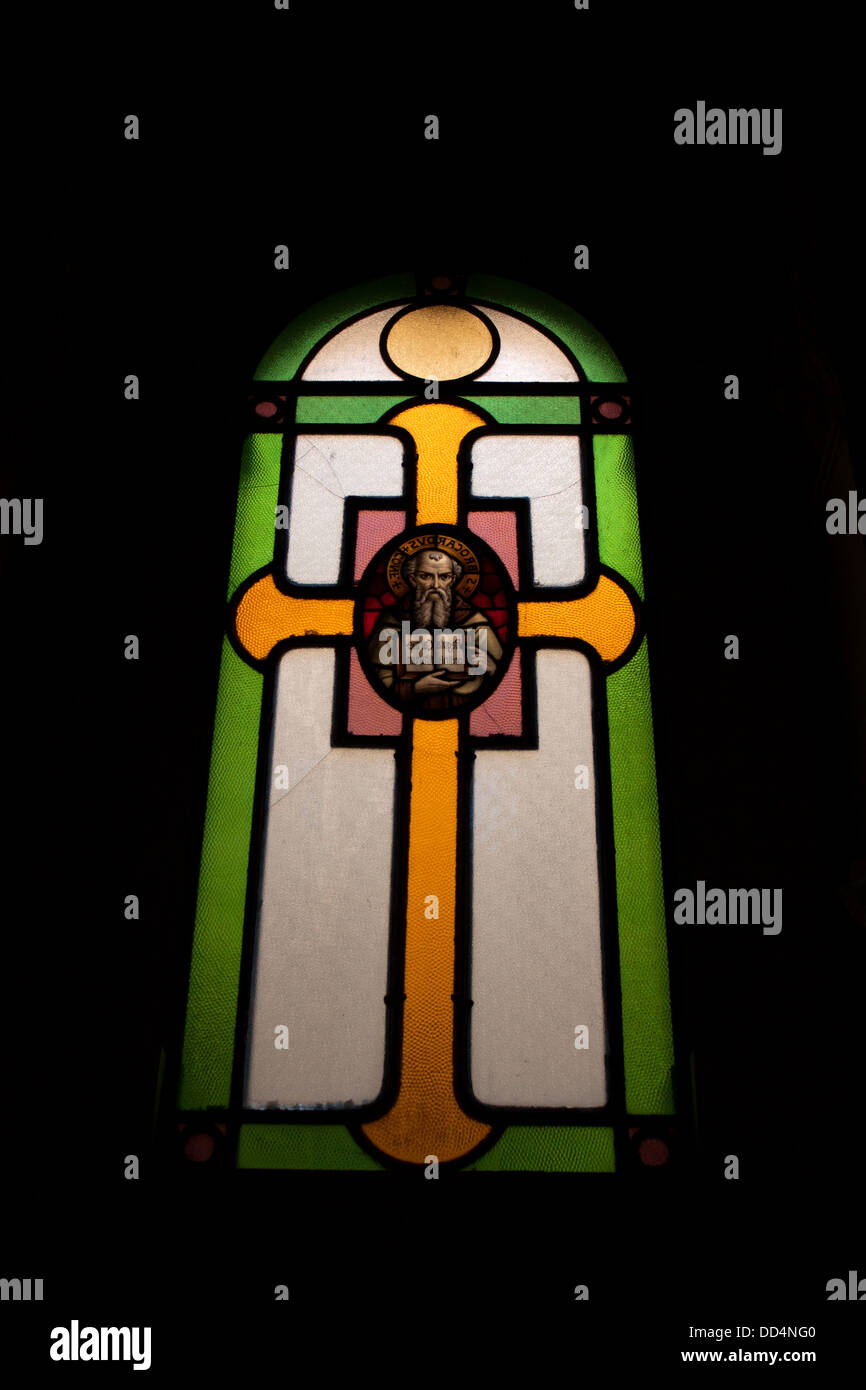 Cross stained glass church window hi-res stock photography and images ...