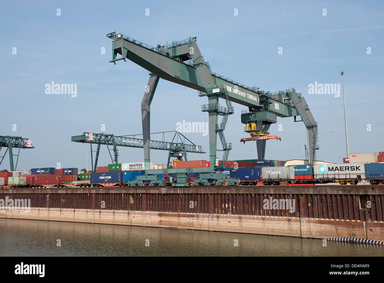 Container railhead hi-res stock photography and images - Alamy