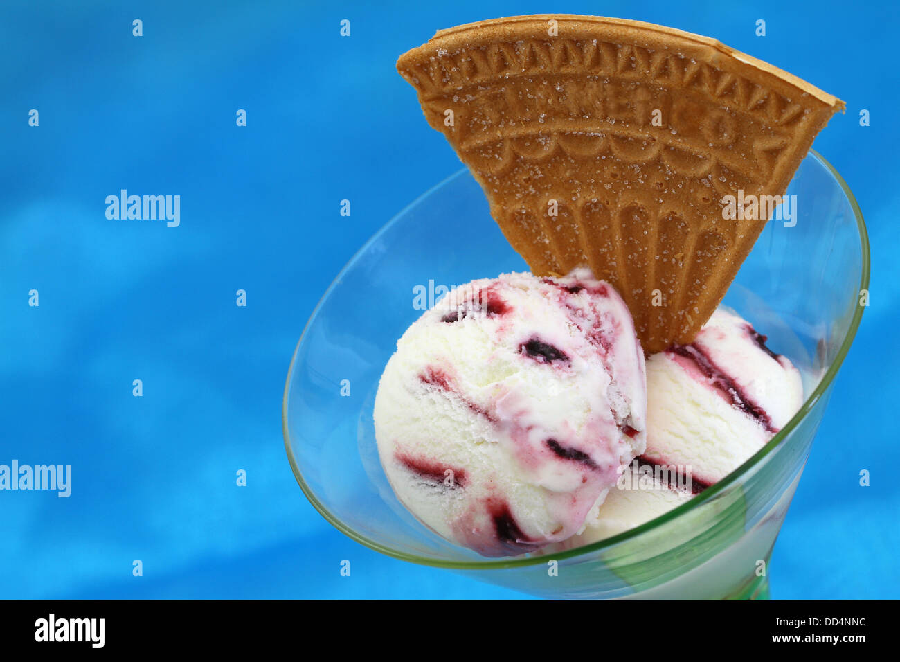 Forest fruit ice cream in sundae glass with wafer with copy space Stock ...