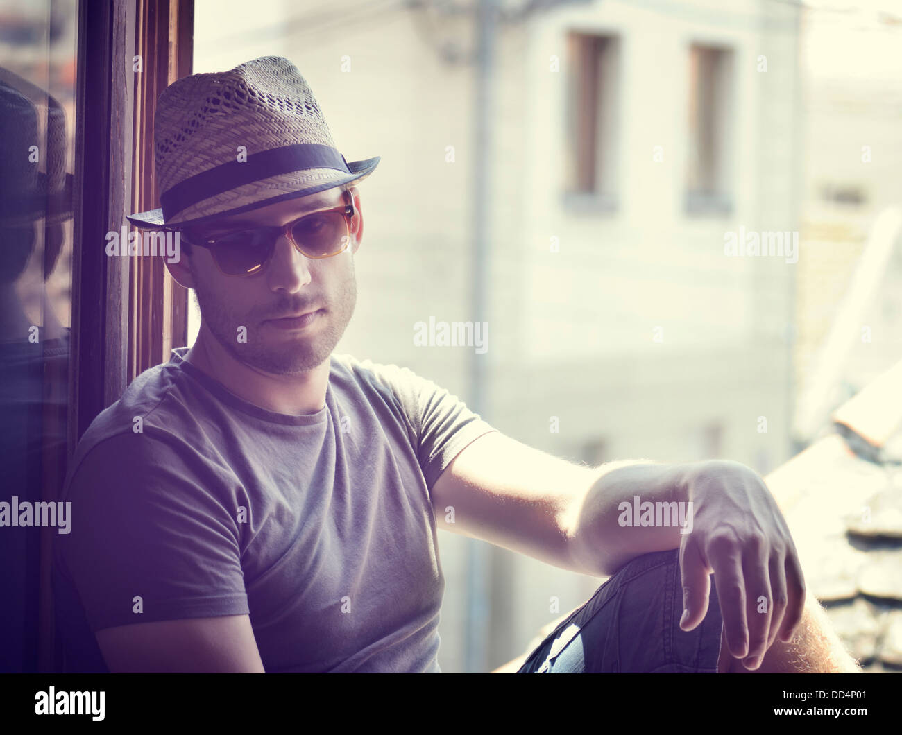 Moder fashion hi-res stock photography and images - Alamy