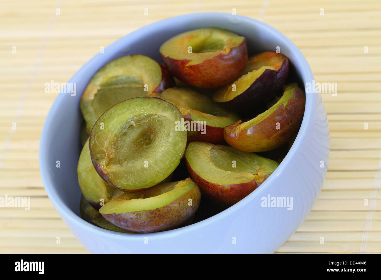 Pitted fruit hi-res stock photography and images - Alamy