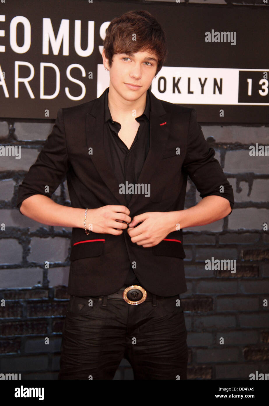 New York, New York, USA. 25th Aug, 2013. Singer AUSTIN MAHONE attends ...