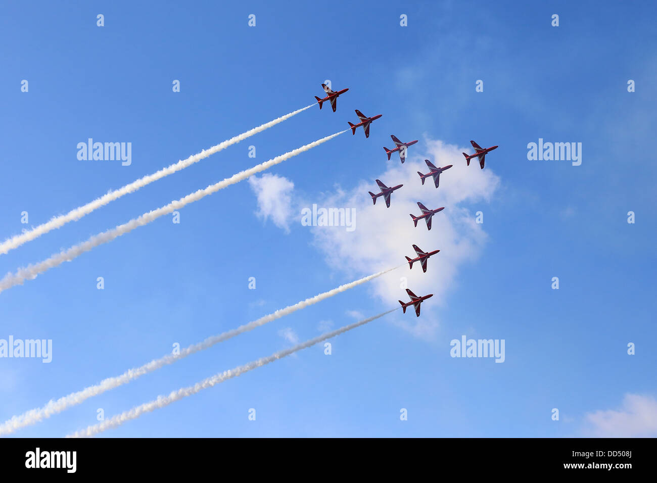 Wings and wheels hi-res stock photography and images - Alamy