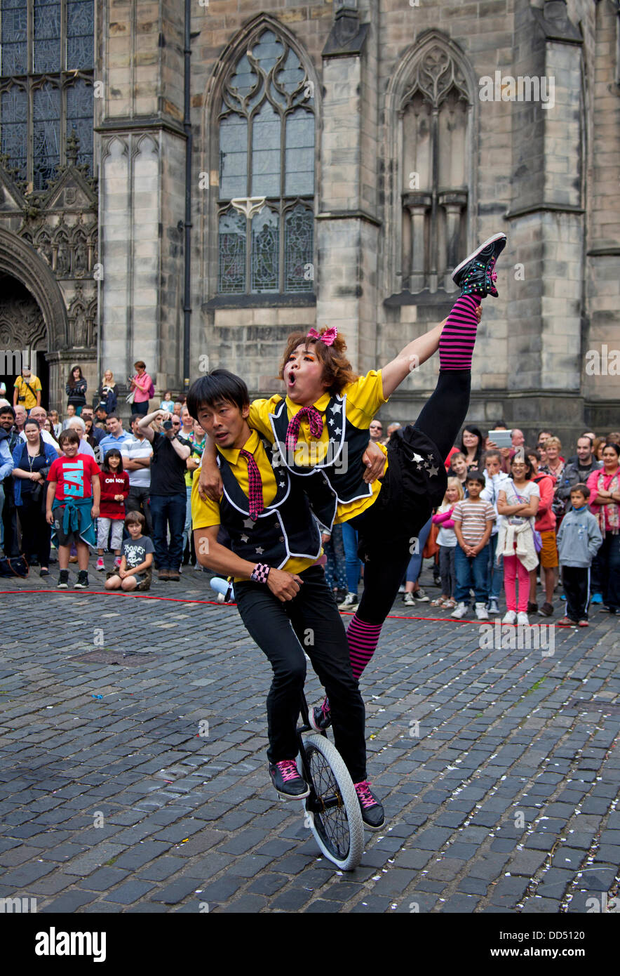 Edinburgh, UK. 26th Aug, 2013. Smaller audiences for final day of ...