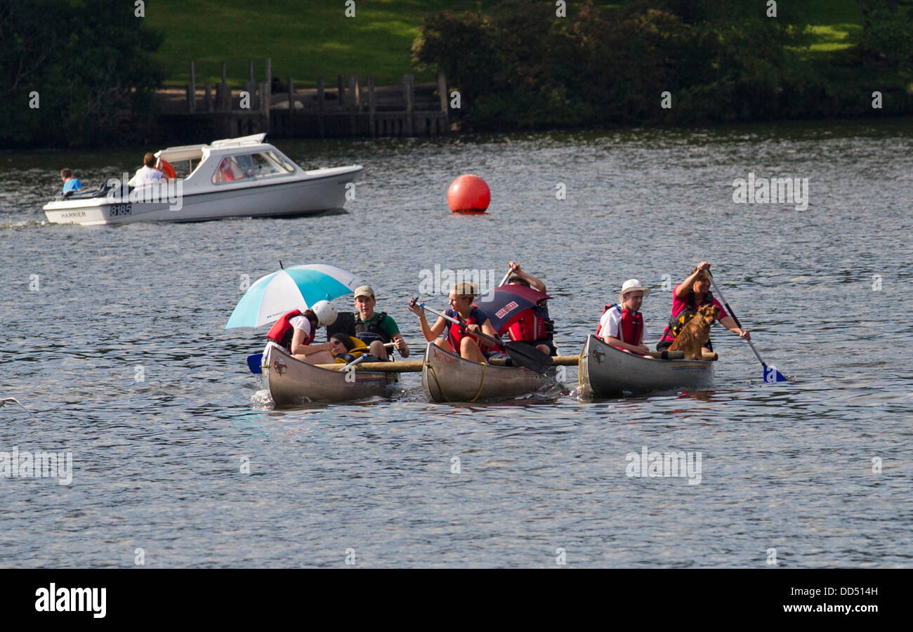 Canoeing lake windermere hi-res stock photography and images - Alamy