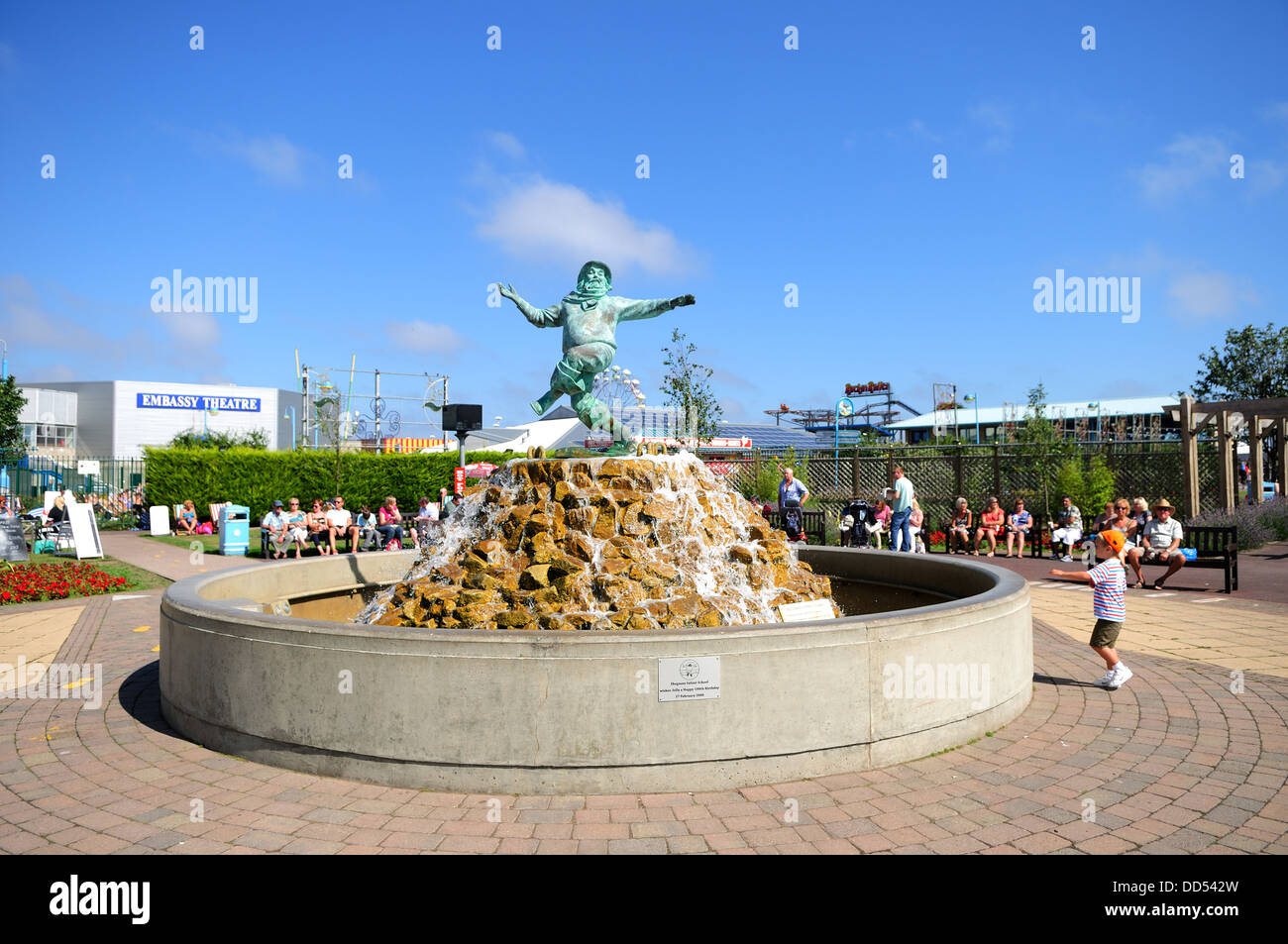 Jolly Fisherman Statue and Fountain.Skegness,Lincolnshire Stock Photo ...