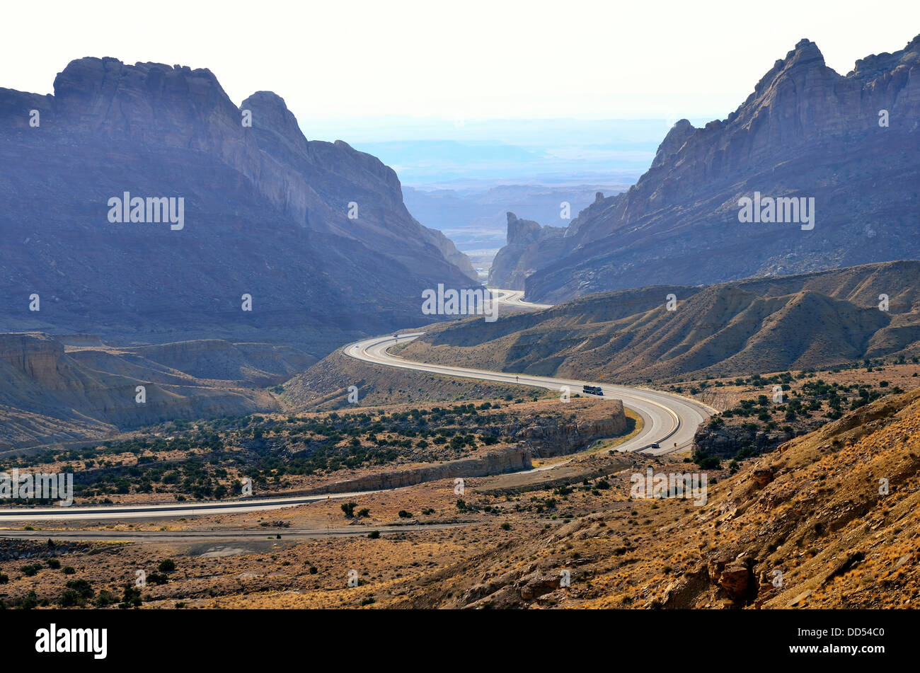 Scenic utah interstate 70 highway hi-res stock photography and images ...